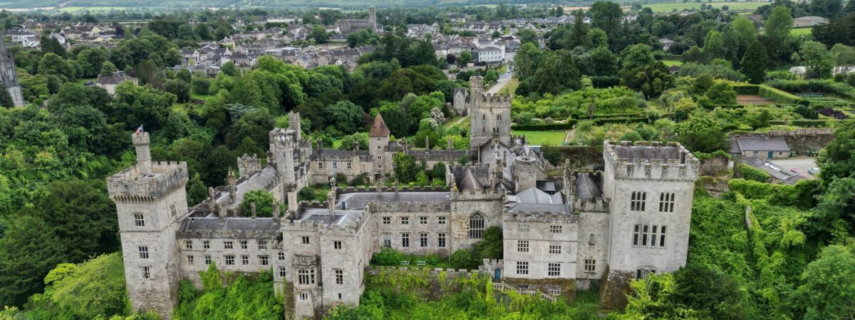 Lismore Castle - Irish castle • Go-to-Ireland.com
