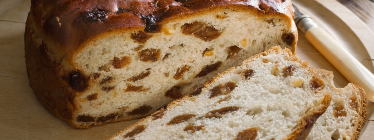 Barm Brack - Irish Halloween cake • Go-to-Ireland.com