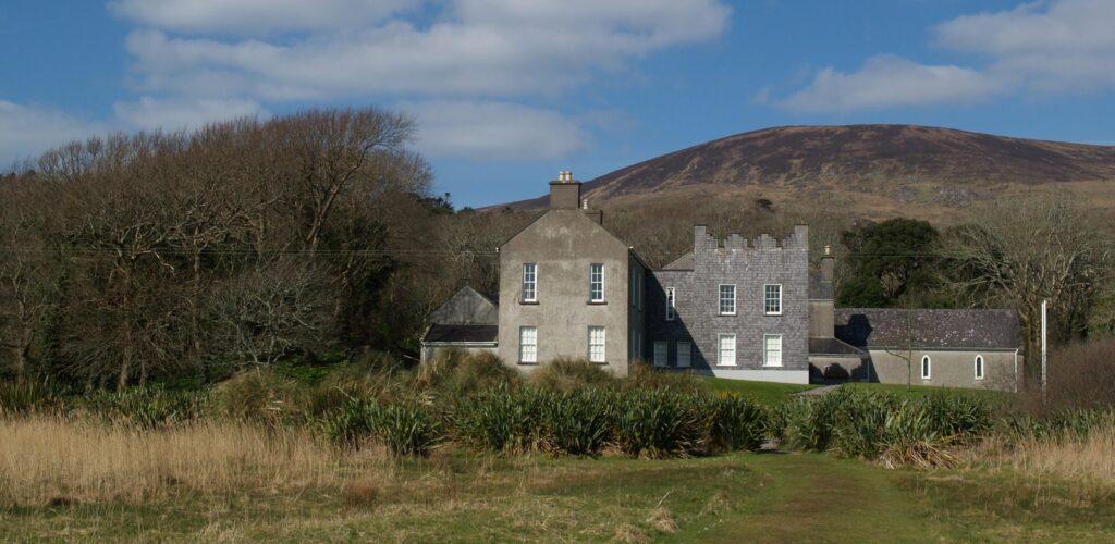 Derrynane House - Museum in Ireland • Go-to-Ireland.com
