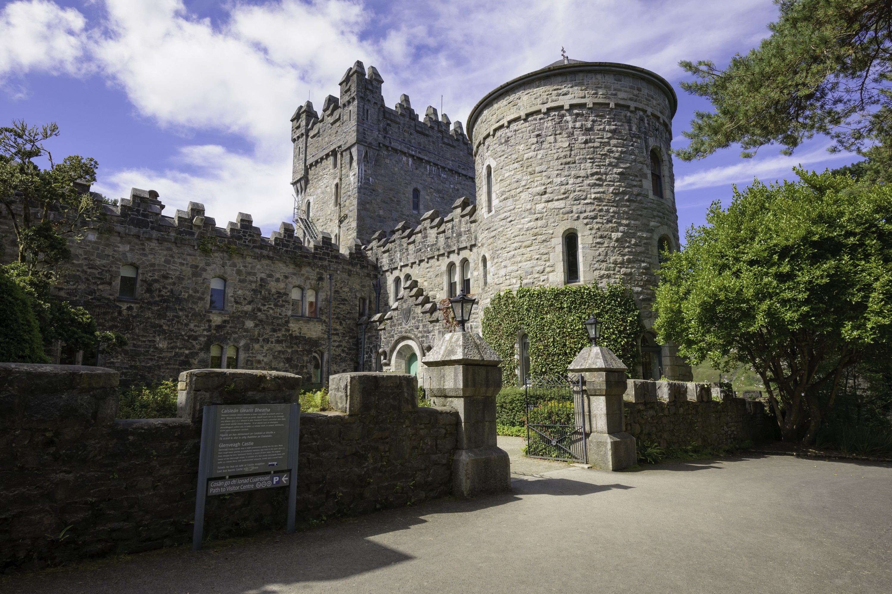Glenveagh Castle - Irish castle • Go-to-Ireland.com