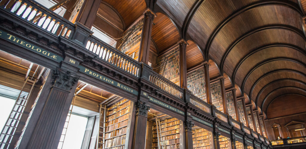 Irish libraries to visit in Ireland ☘️ • Go-to-Ireland.com