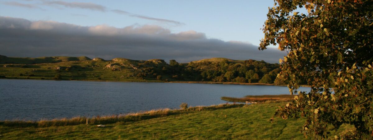 Lough Gur - Irish lake (Co. Limerick) • Go-to-Ireland.com