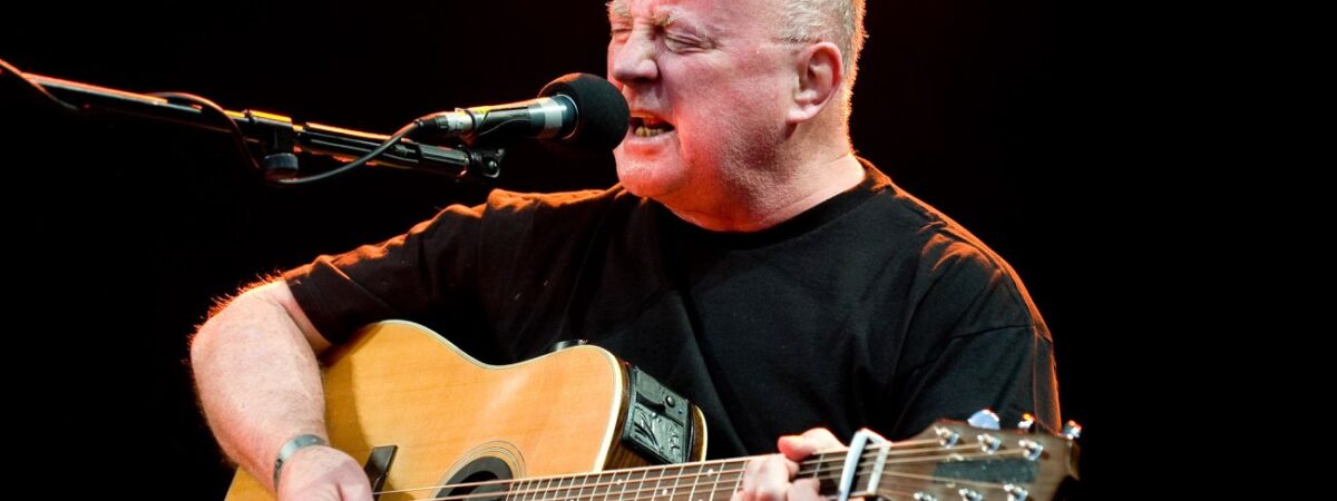 Christy Moore - Irish folk singer • Go-to-Ireland.com