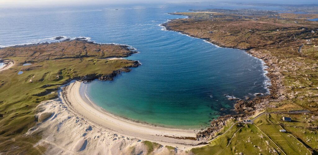 Dogs Bay - Connemara Bay in Ireland • Go-to-Ireland.com