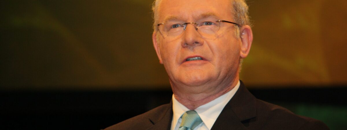 Martin McGuinness - Sinn Féinn politician • Go-to-Ireland.com