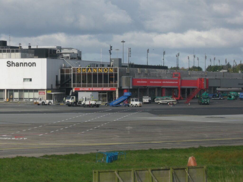 Shannon International Airport • Go-to-Ireland.com