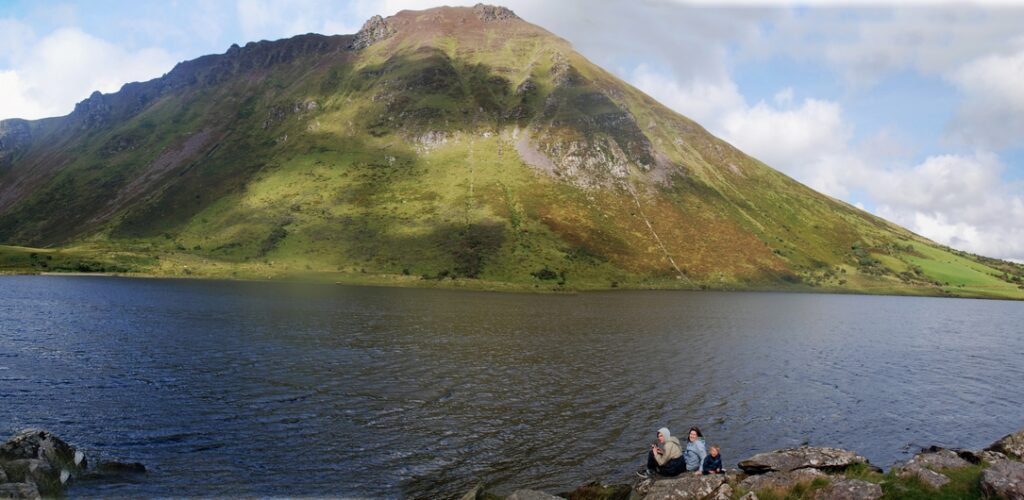 Annascaul Lake • Go-to-Ireland.com