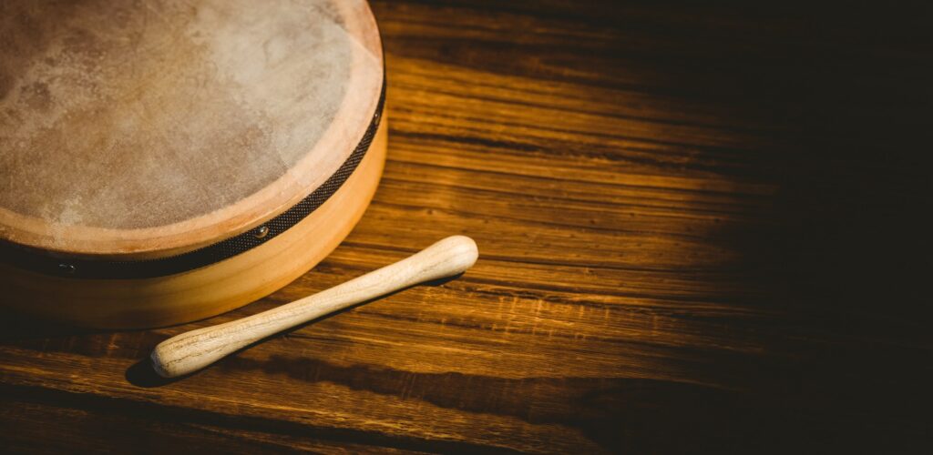 The Bodhràn - Irish instrument • Go to Ireland.com