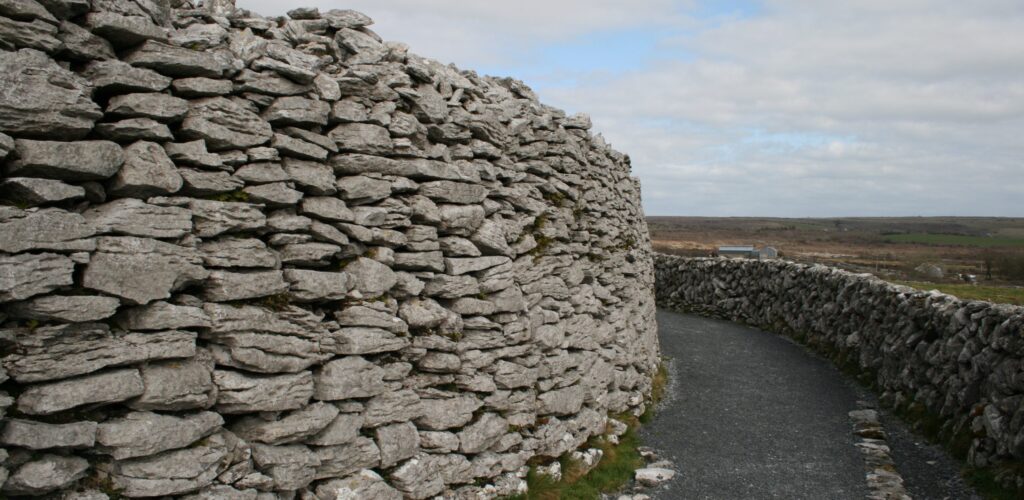 Caherconnell Stone Fort - Prehistoric fort • Go-to-Ireland.com