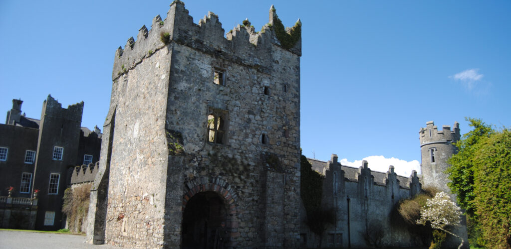 Howth Castle - Château de Howth • Go-to-Ireland.com