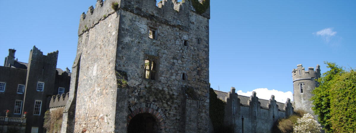 Howth Castle - Château de Howth • Go-to-Ireland.com