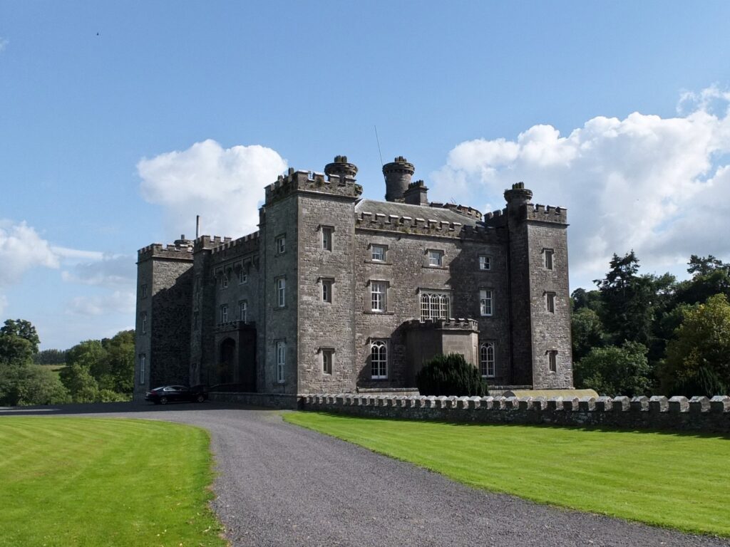 Slane Castle - Irish castle • Guide Irlande.com