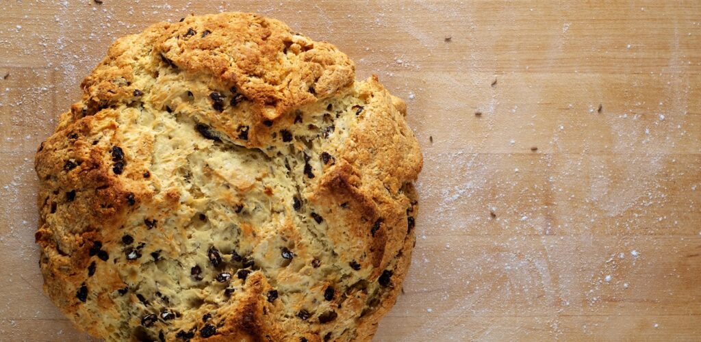 The Spotted Dog - Irish specialty • Go-to-Ireland.com