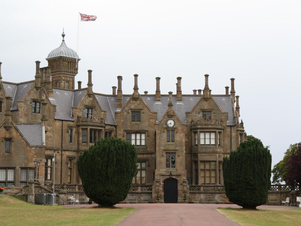The Brownlow House - Manoir de Lurgan • Guide Irlande.com