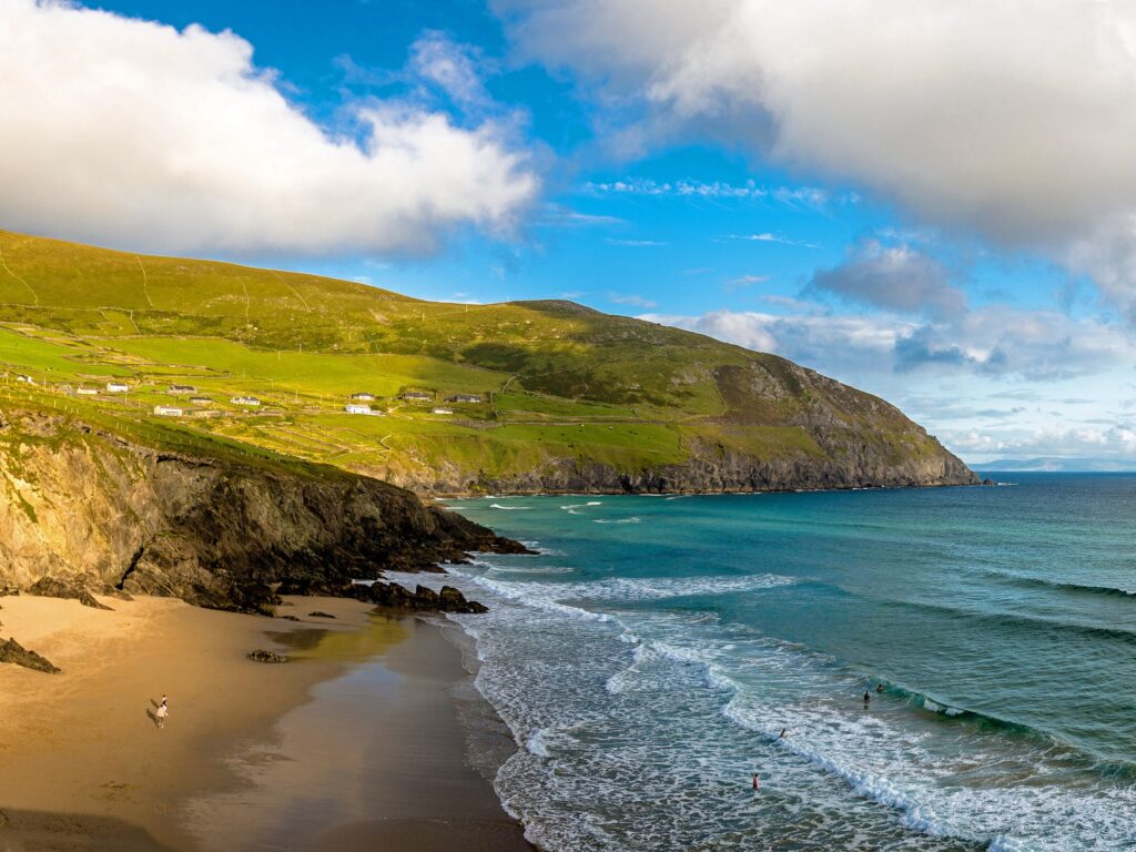 Irish beaches to visit in Ireland ☘️ • Go-to-Ireland.com