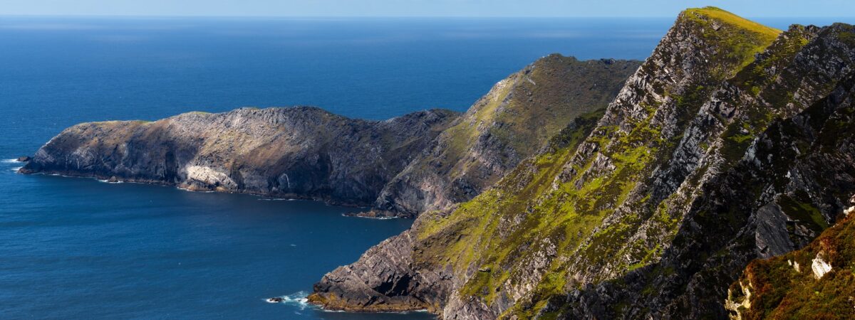 Croaghaun - Cliff at Achill Island • Go-to-Ireland.com