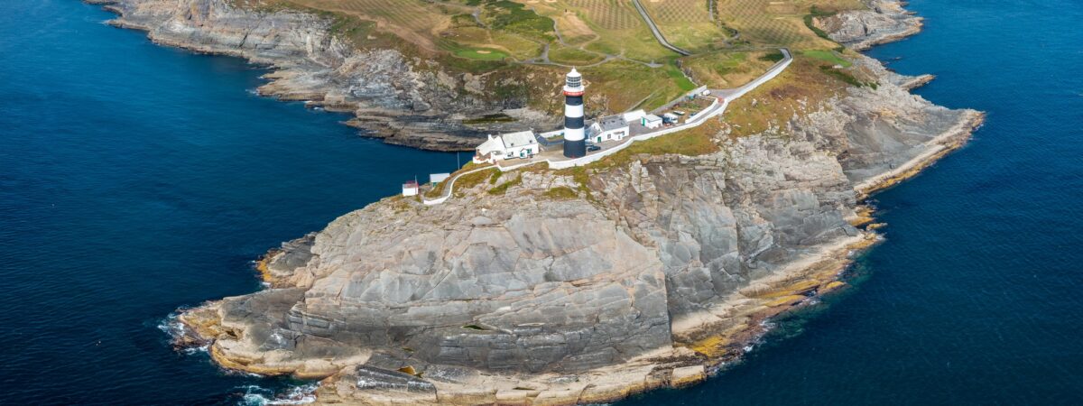 The Old Head Lighthouse - Irish lighthouse • Go to Ireland.com