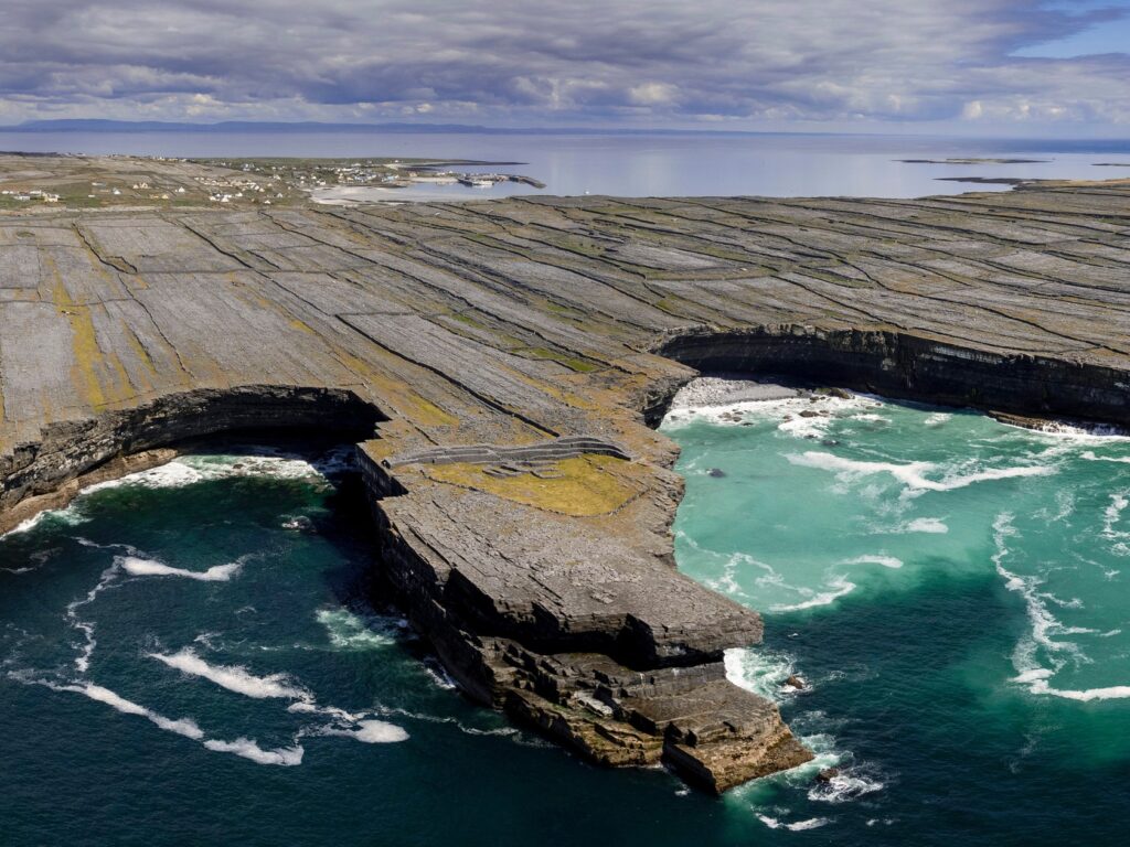 Inishmore ☘️ : activities & accommodation • Go-to-Ireland.com