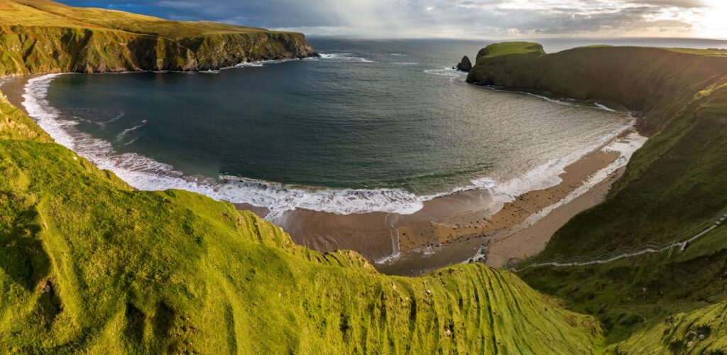 Malin Beg (or Silver Strand) - Irish beach • Go-to-Ireland.com