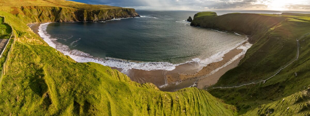Malin Beg (or Silver Strand) - Irish beach • Go-to-Ireland.com