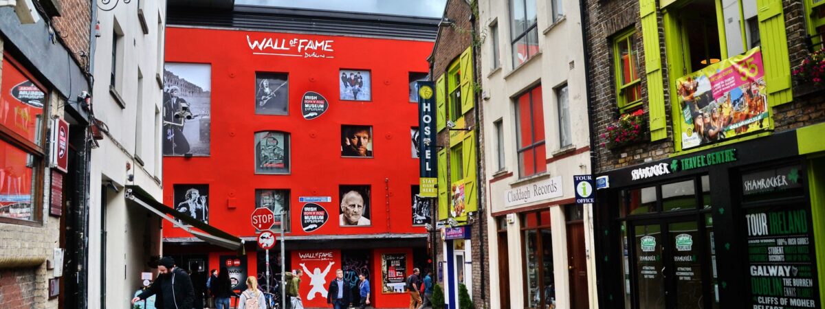Dublin's Wall of Fame • Go to Ireland.com