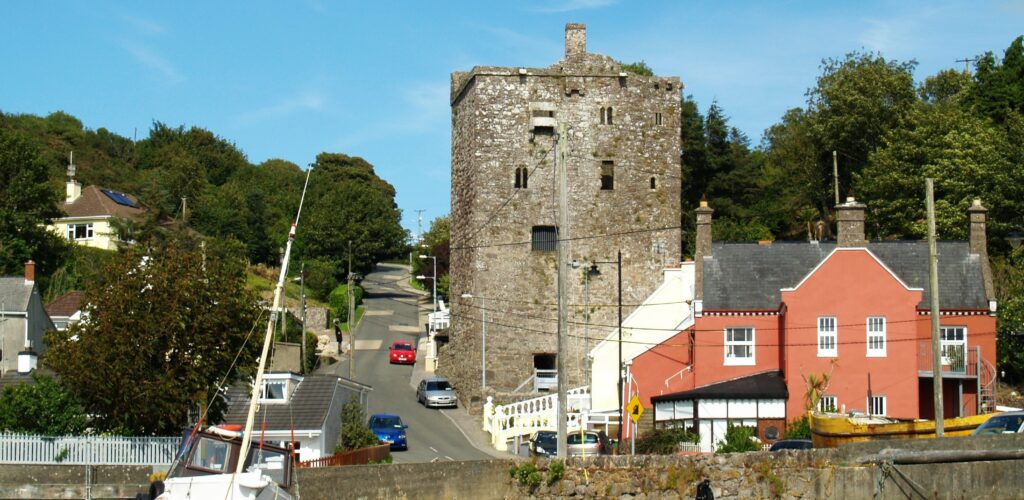 Ballyhack Castle - Irish Castle • Go-to-Ireland.com