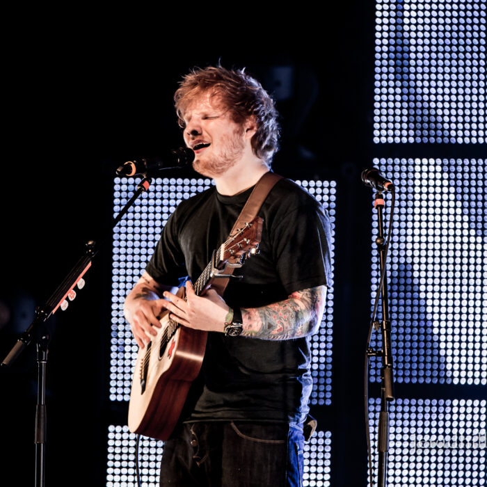 Ed Sheeran sings in Irish Gaelic • Go-to-Ireland.com