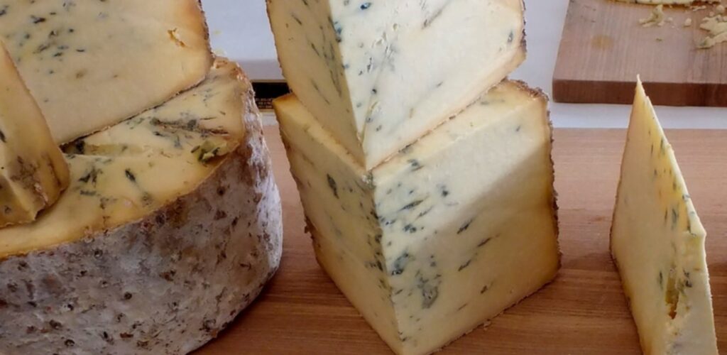 Young Buck, Northern Irish blue cheese | Guide Irlande.com
