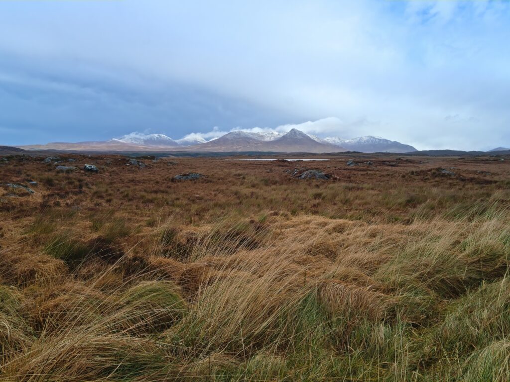 The Roundstone Bog - Connemara bog • Go to Ireland.com