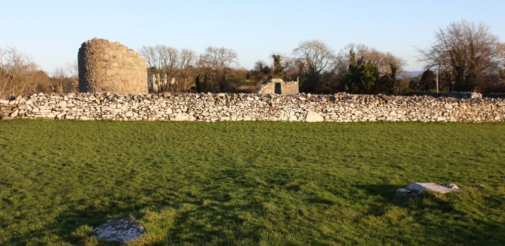 The Nendrum Monastery at Mahee Island • Go-to-Ireland.com