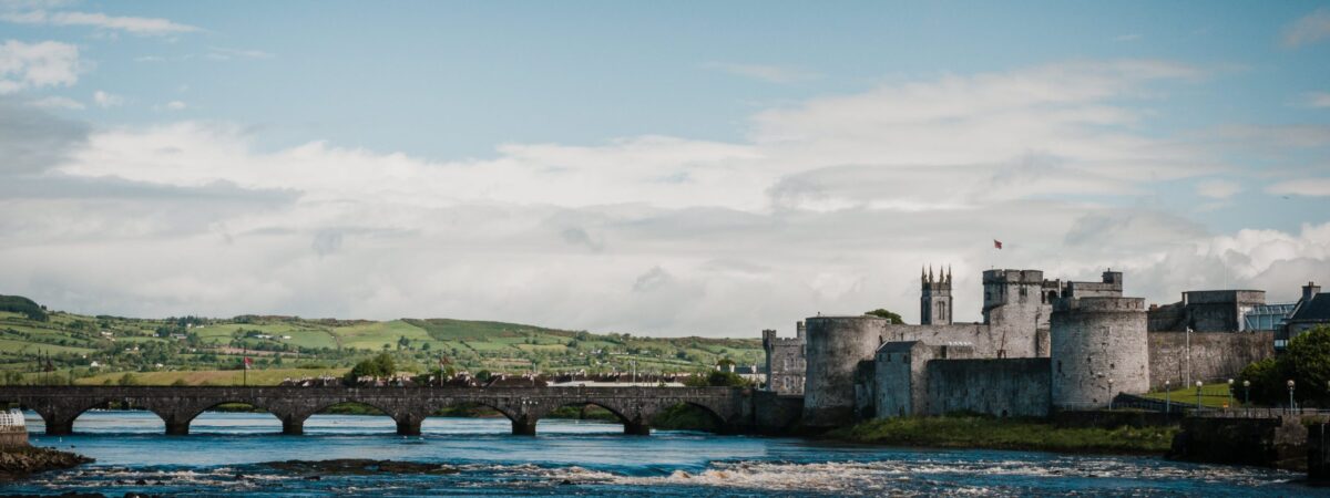 King's Island ☘️ : activities & accommodation • Go-to-Ireland.com