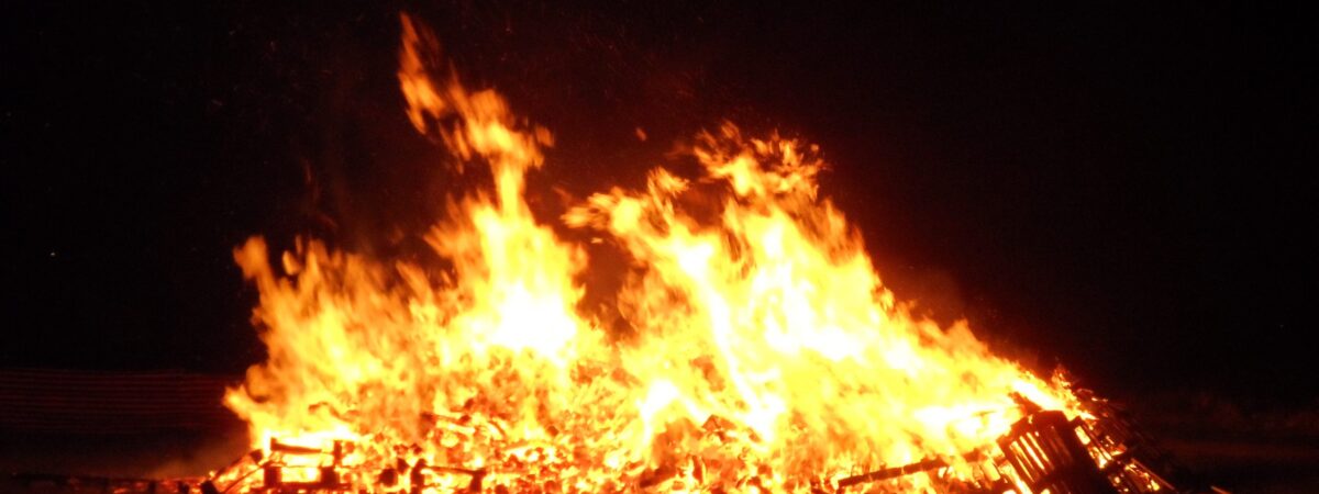 Halloween bonfire - Tradition in Ireland | Guide Irlande.com