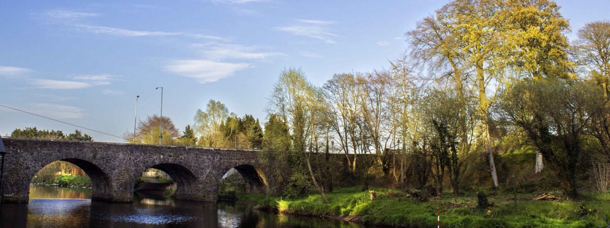 Shaw's Bridge in Belfast • Go-to-Ireland.com