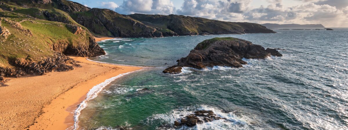 Melmore Head - Irish Bay • Go-to-Ireland.com