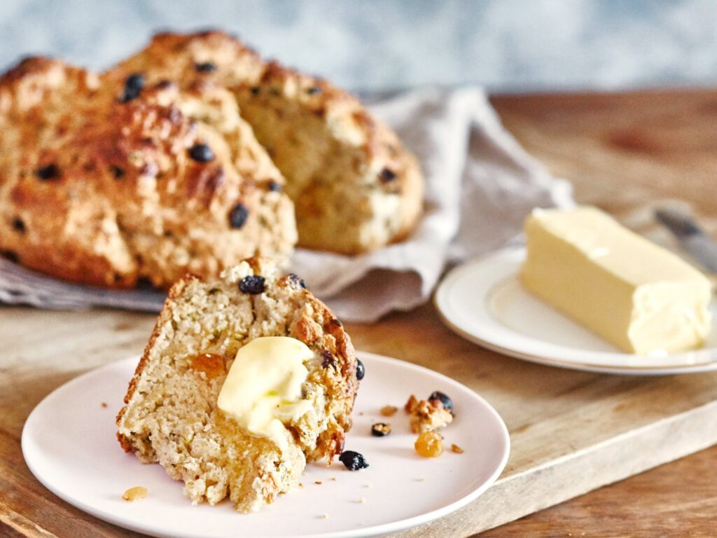 Irish bannock - Traditional Irish raisin bread | Guide Irlande.com