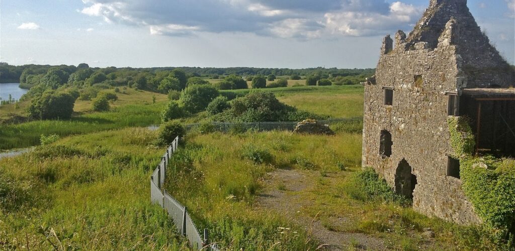 Terryland Castle - Irish Castle • Go-to-Ireland.com