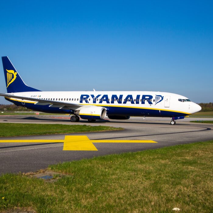 Ryanair - A 75-year-old man takes the wrong flight and lands 1000km ...