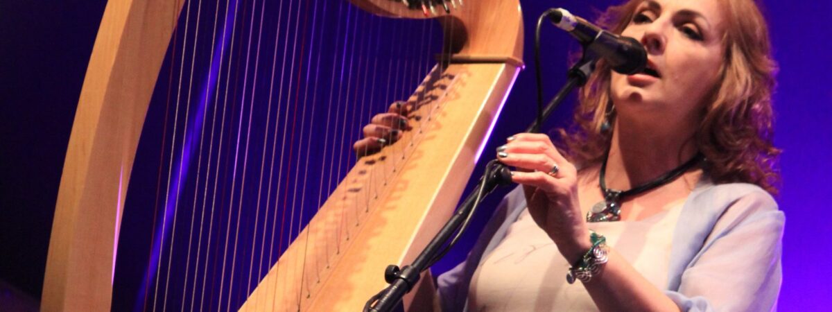 Moya Brennan - Irish singer • Go-to-Ireland.com