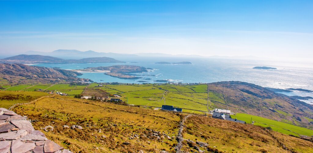 The Beara Way - Hiking trails in Ireland • Go-to-Ireland.com
