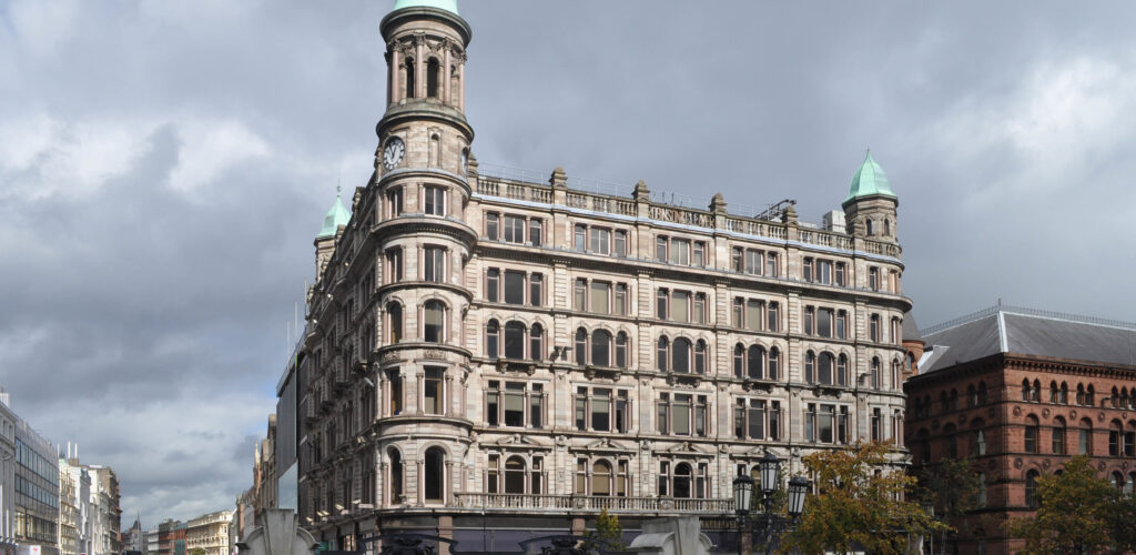 The Robinson & Cleaver building • Go-to-Ireland.com