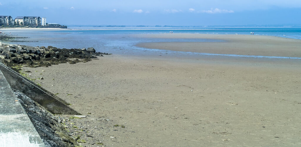 Claremont beach - Howth beach in Ireland • Go-to-Ireland.com