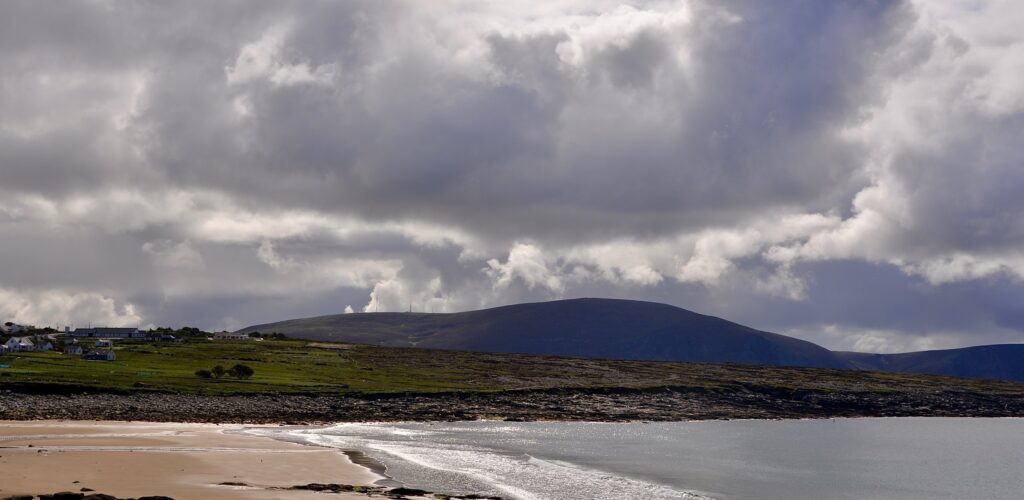 Dooagh beach - Beach at Achill Island • Go-to-Ireland.com