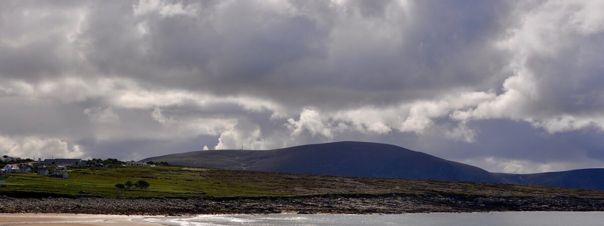 Dooagh beach - Beach at Achill Island • Go-to-Ireland.com