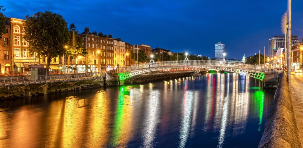 Irish bridges to visit in Ireland ☘️ • Go-to-Ireland.com