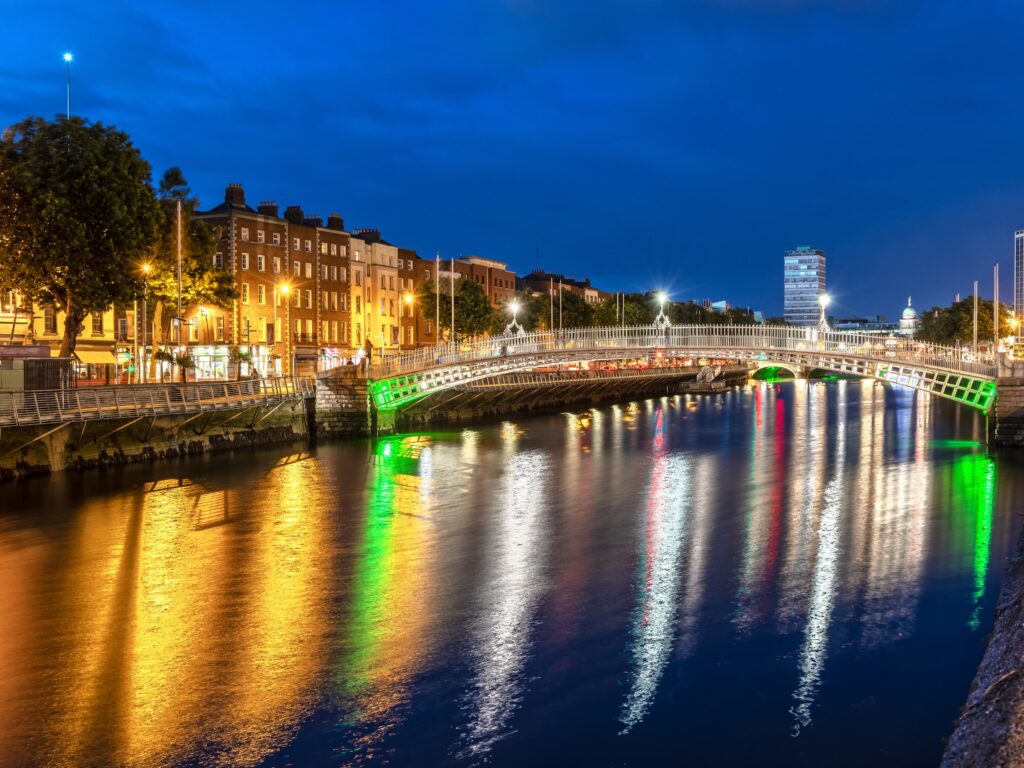 Irish bridges to visit in Ireland ☘️ • Go-to-Ireland.com