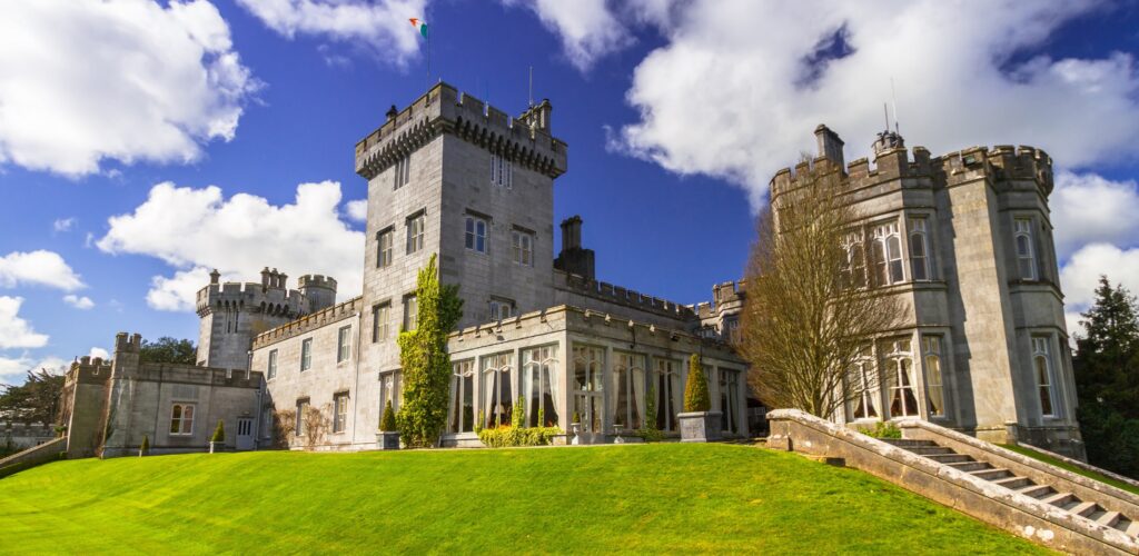 Dromoland castle - Castle converted into hotel • Go-to-Ireland.com