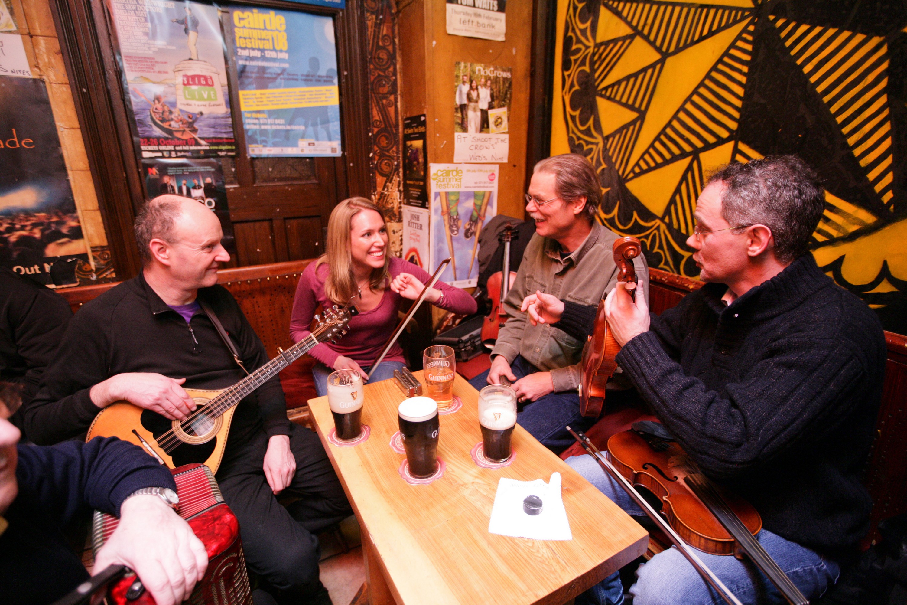 Irish music sessions • Go-to-Ireland.com