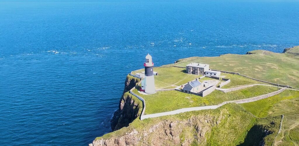 The Rathlin East Lighthouse at Rathlin Island • Go-to-Ireland.com