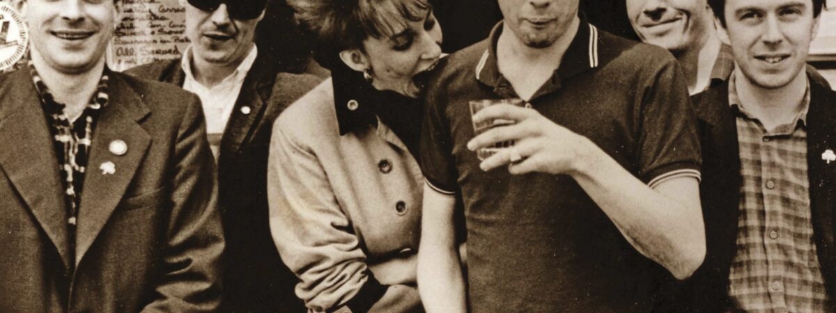 The Pogues - Punk irish band • Go-to-Ireland.com