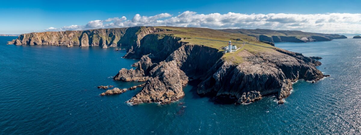 Arranmore Lighthouse - Irish lighthouse • Go-to-Ireland.com